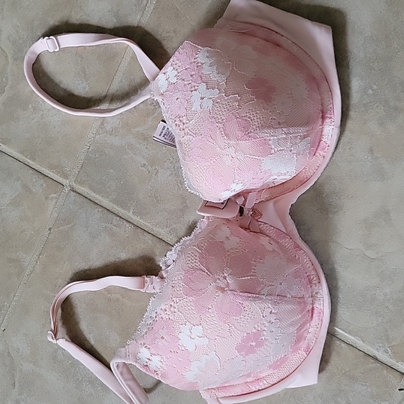 Victoria's Secret | Intimates & Sleepwear | Victoria Secret Bra Size ...